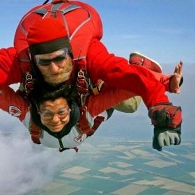 Tandem skydiven boven Zeeland - Een onvergetelijke ervaring!